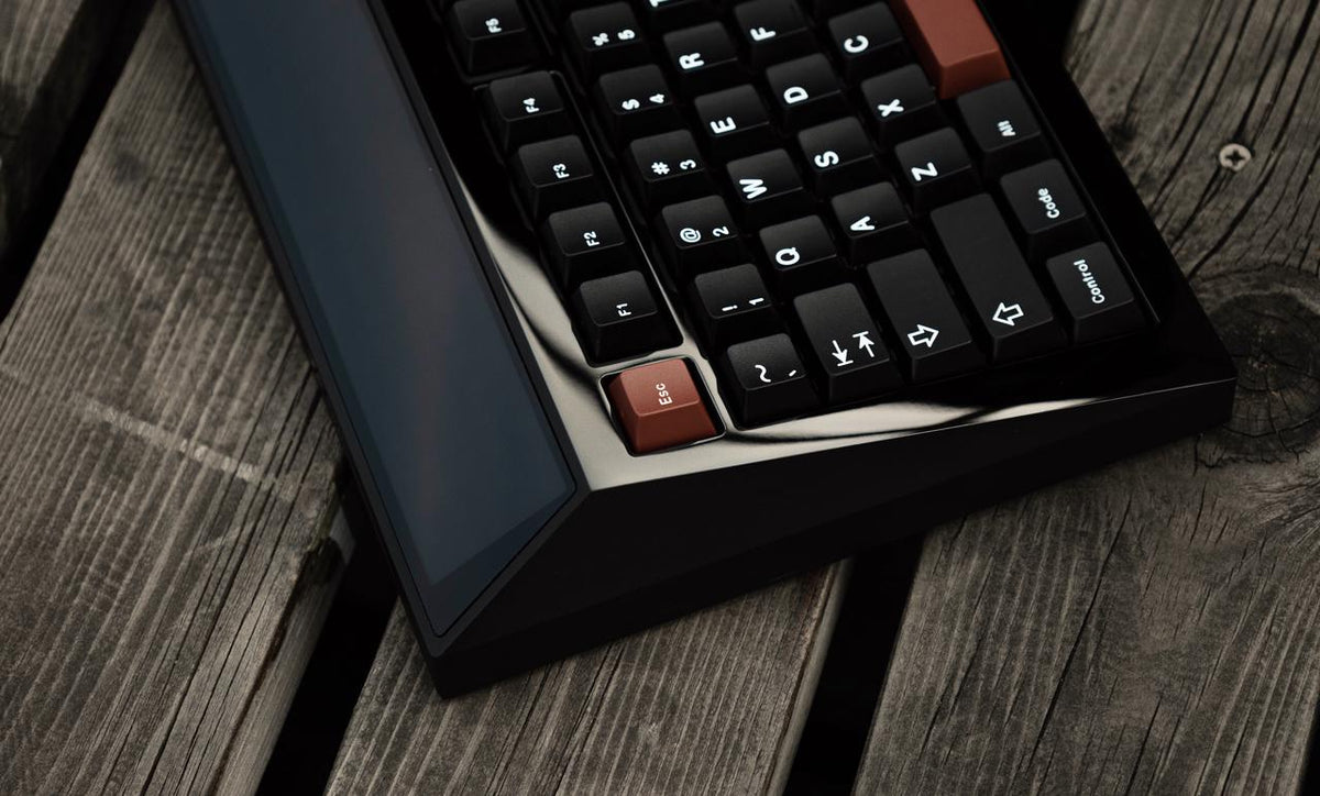 CYBERBOARD R2 (High Gloss PVD Front)