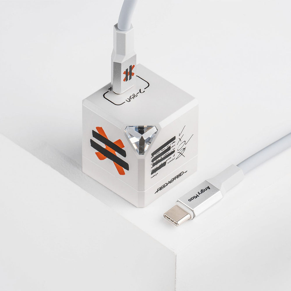 Cybercharge 35W GaN Charger