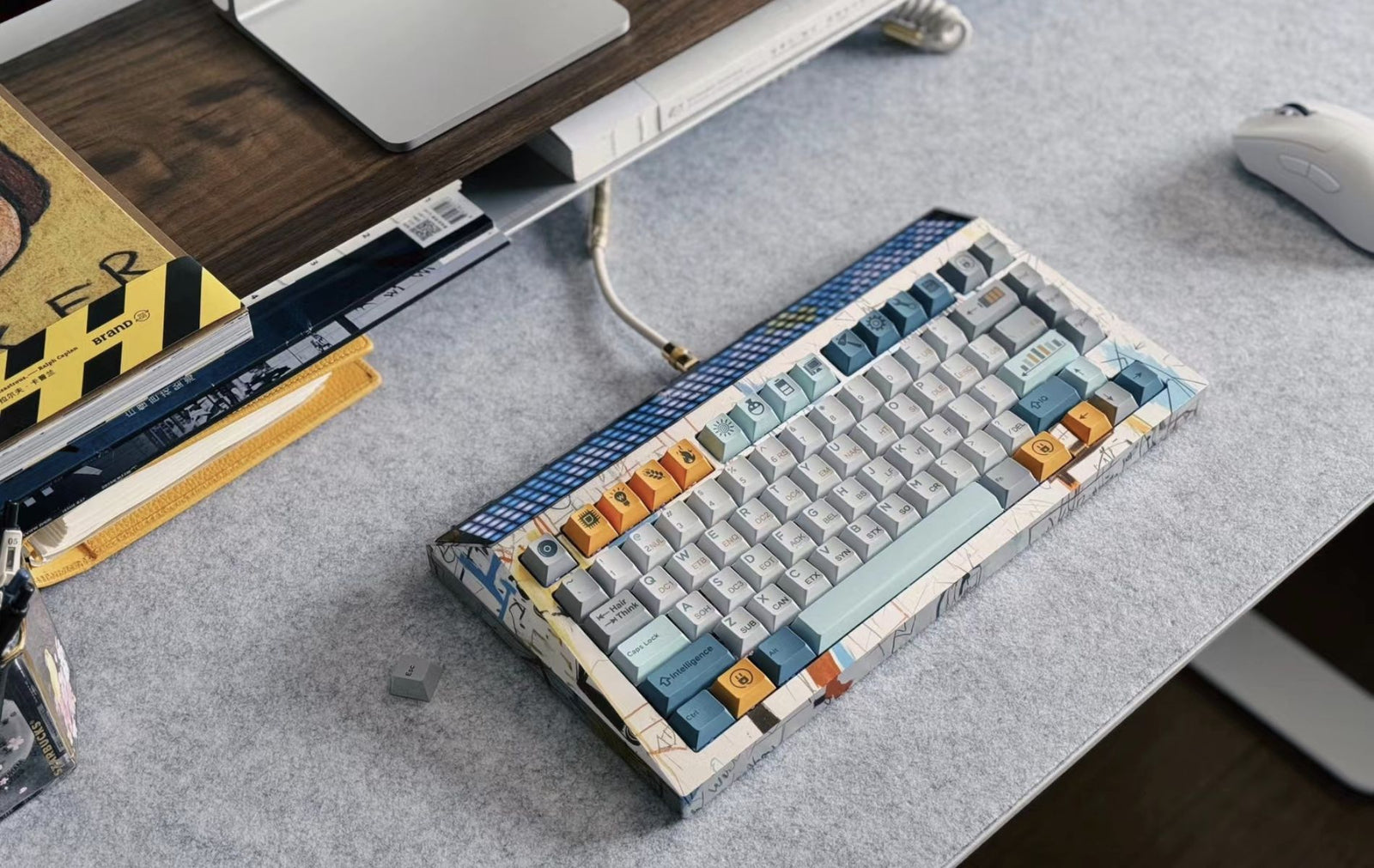 CYBERBOARD R4 Graffiti (multi-color anodizing)