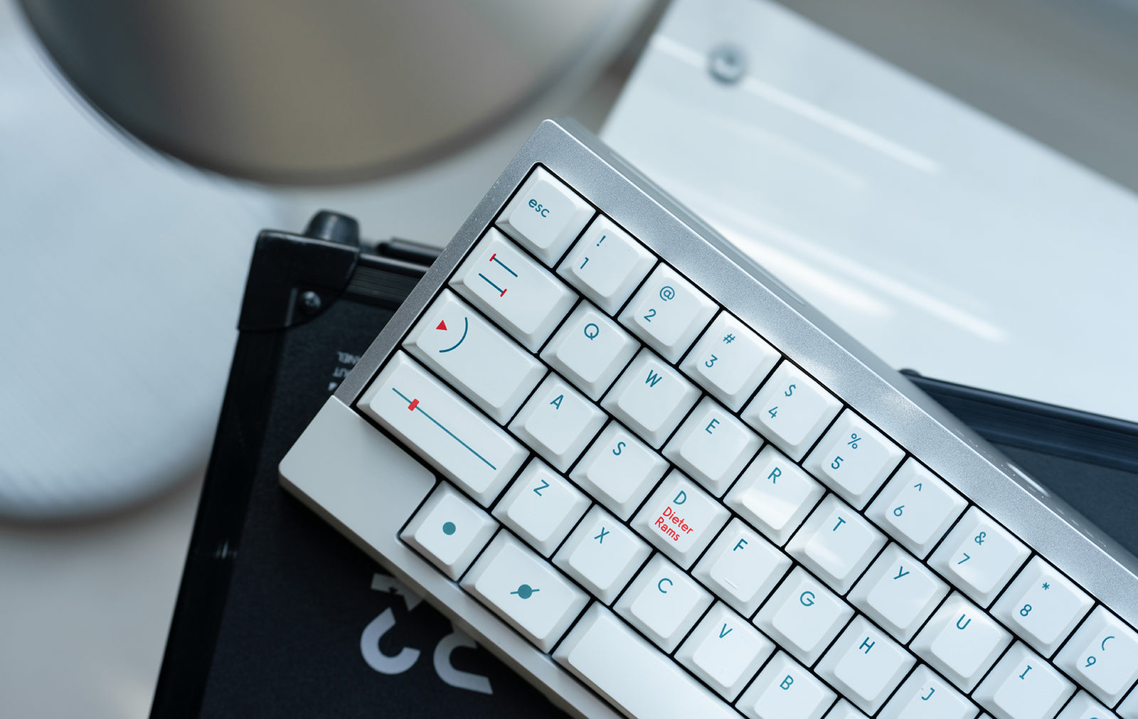 AM Compact Touch (65 Less) R2 - New Bundle