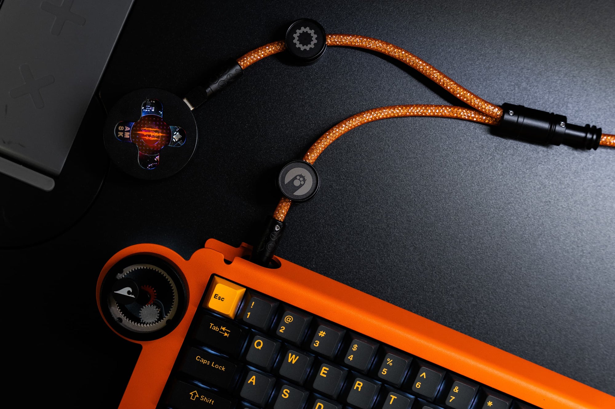 AM x WINSHOP Split Dual 8K Glitter Gaming Cable