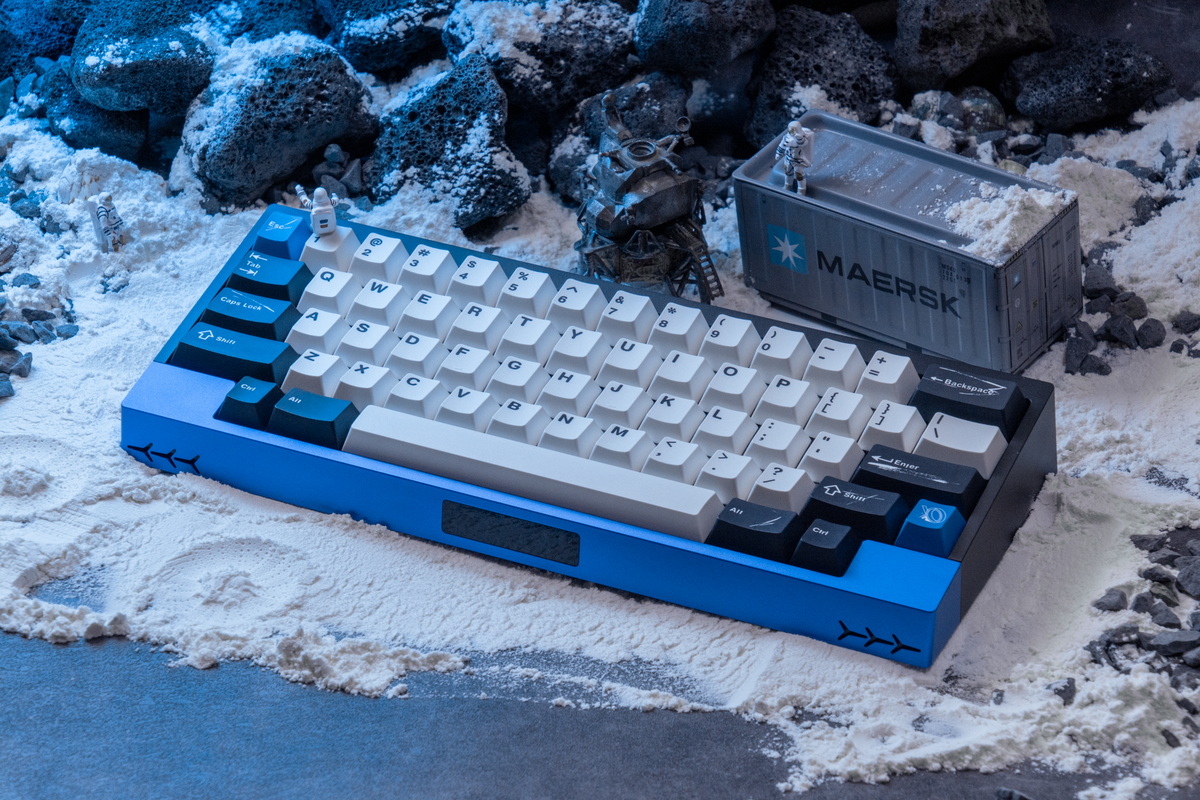 AM Compact Touch (65 Less) R2 - New Bundle