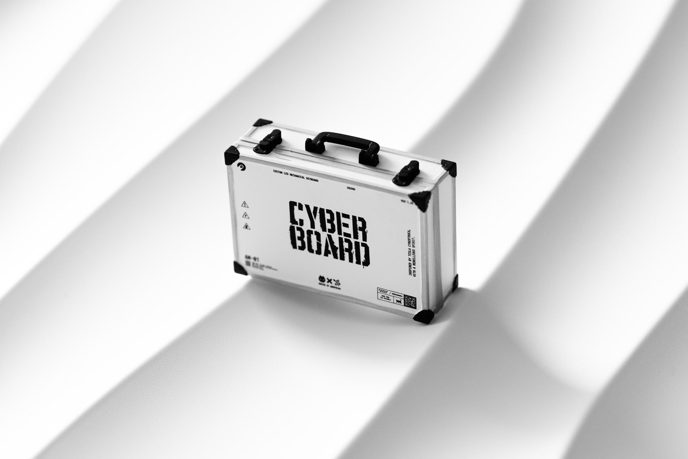 Mini Carrying Case | CB Badge | AFA Fridge Magnet